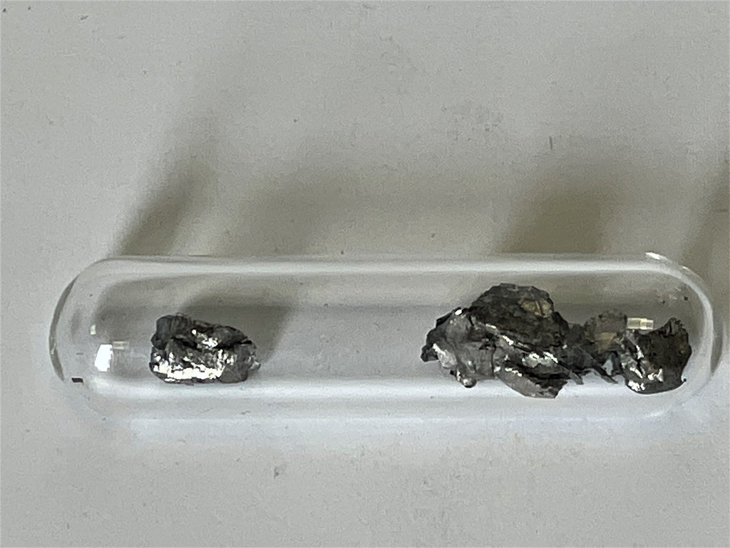 Neodymium Metal 99.9% 1 Gram + Shiny under Argon in glass ampoule in ...